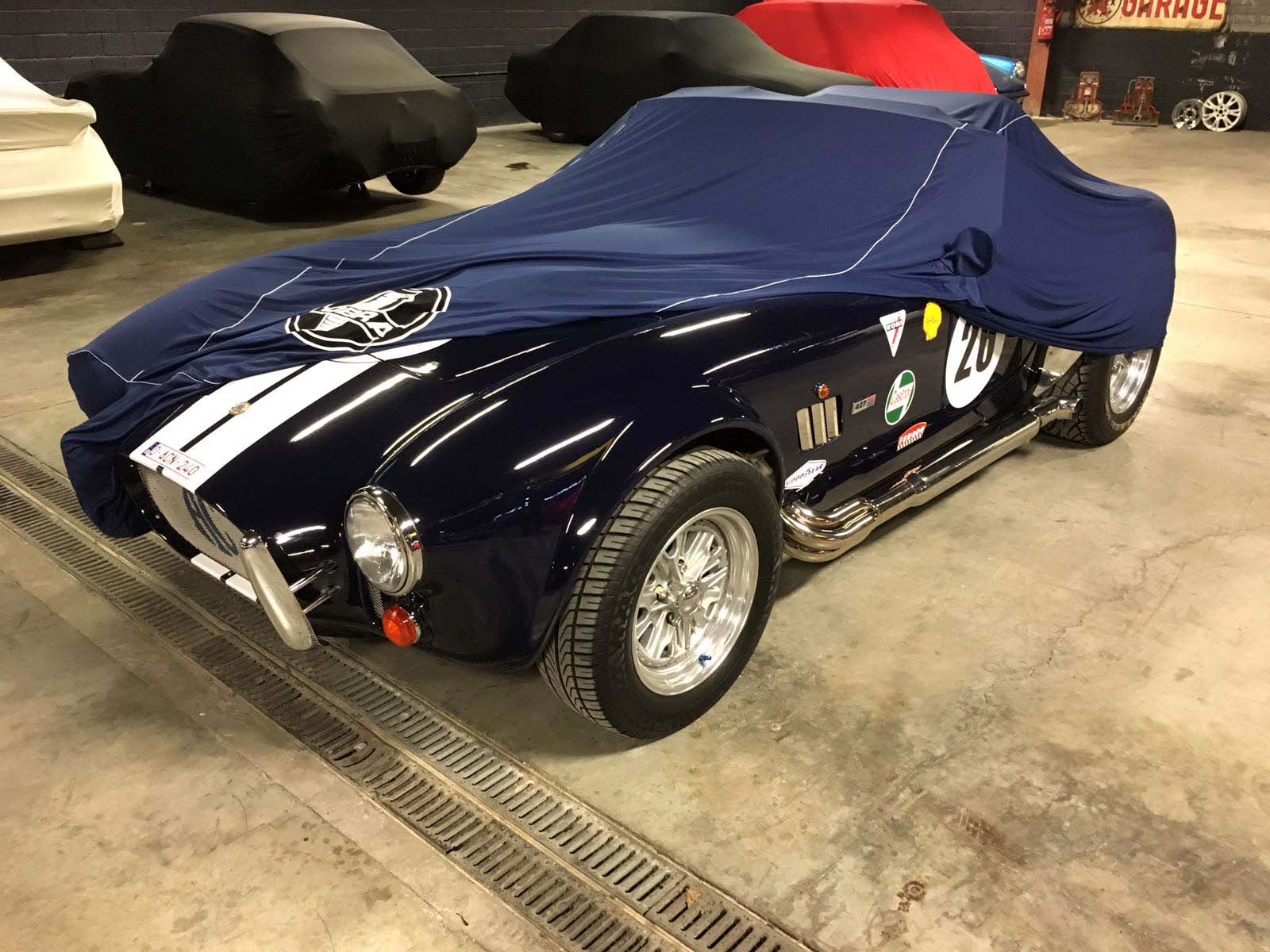 The Perfect Fit: Classic Car Covers for Indoor & Outdoor Protection